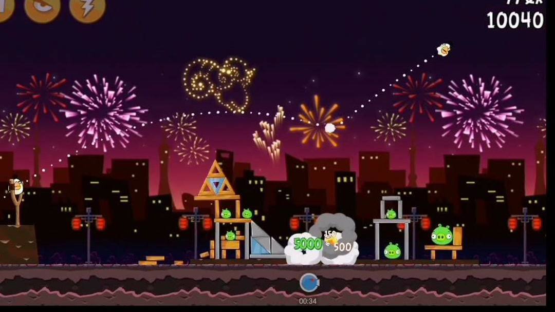 愤怒小鸟和捣蛋猪,大白鸟愤怒值爆表游戏