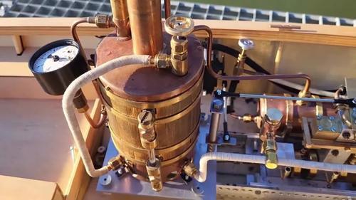 打造模型蒸汽船,安装一整套蒸汽机,在水里真能航行#机械原理