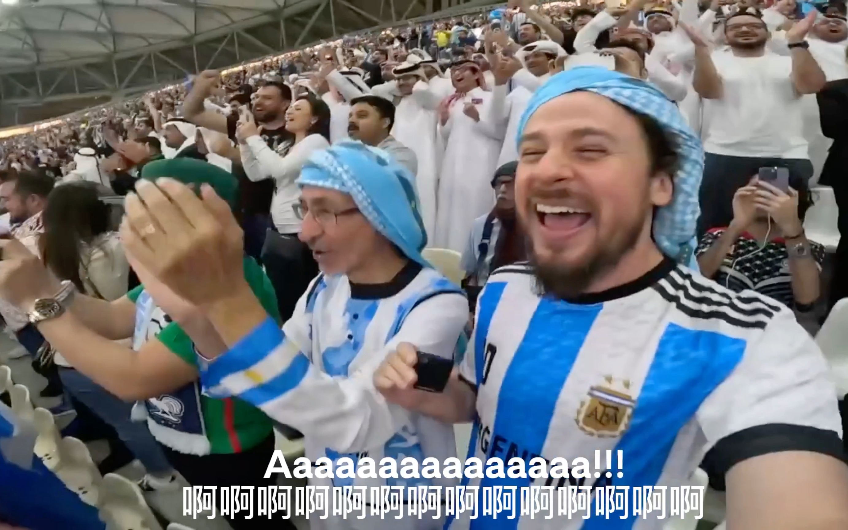 【西中字幕】墨西哥小哥带你看世界杯决赛 (上)决赛门票到底有多贵?