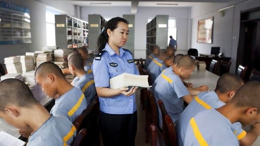 服刑期间失去人身自由,欠银行的房贷和信用卡,由谁来偿还?