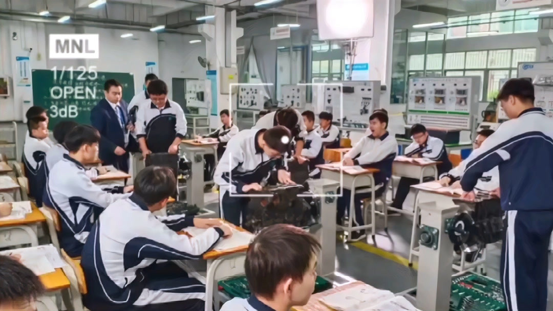 深圳市深科技工学校汽修专业学生实操课#深科技工学校 #汽修专业