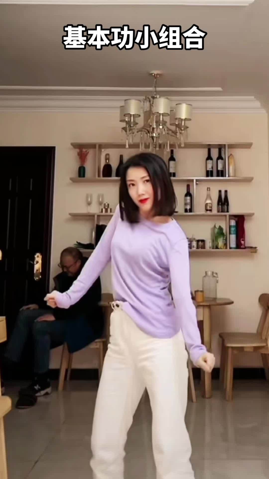 发个库存,简单又好看的基本功小组合 基本功零基础学舞蹈