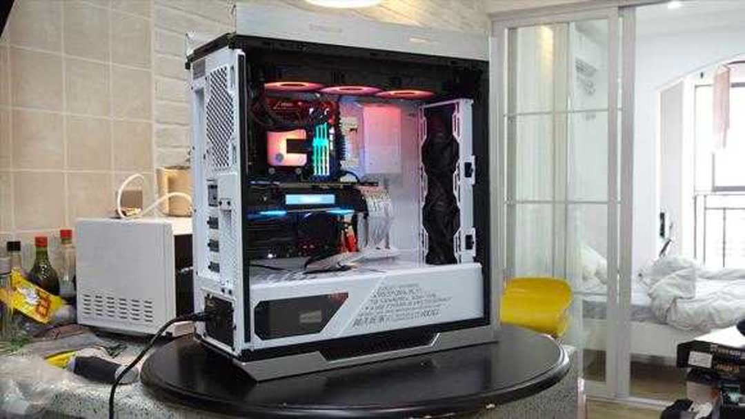 首个4K视频:咱们上门装了套3W+的电脑上--硬件配置篇