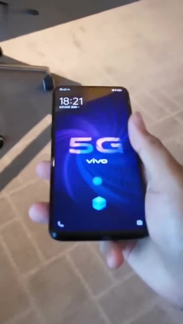 被 iQOO Pro全新Monster UI 的切换动画圈粉了!男人就该这么酷!