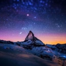 嘿嘿的天空星星亮晶晶 