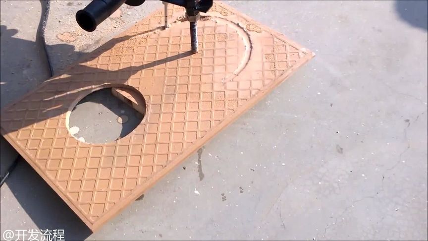 自制瓷砖开孔神器 想要开多大就开多大