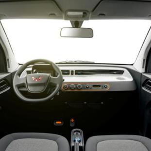 ...五菱宏光MINI EV的乘坐空间怎么样?】近日上汽通用五菱发布了宏光...