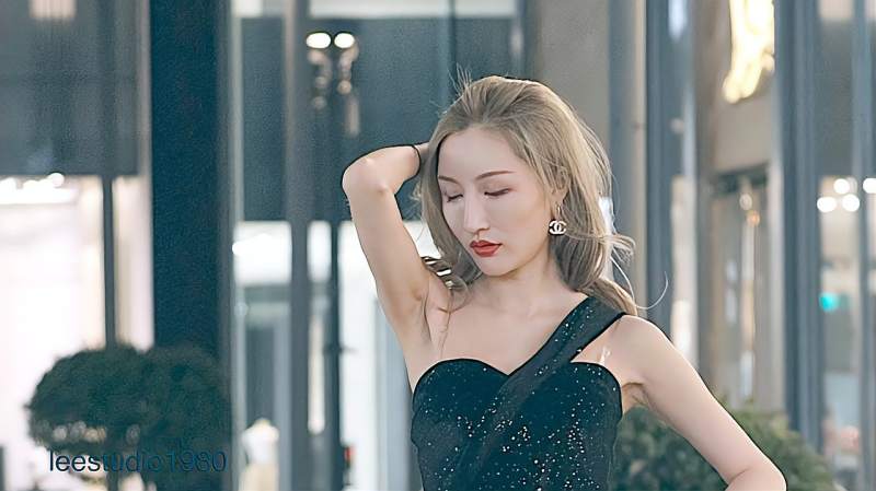 model的身材也太好了吧,这是你们说的魔鬼身材吗?