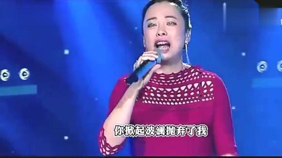 韩红黄绮珊合唱《离不开你》,把台下的撒贝宁都唱哭了