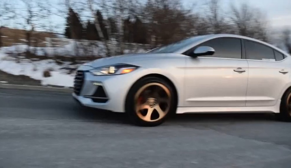 运动气息强烈 性能范十足,现代领动运动版