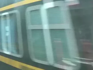 (车厢视角)乘坐T290次列车通过会车客车