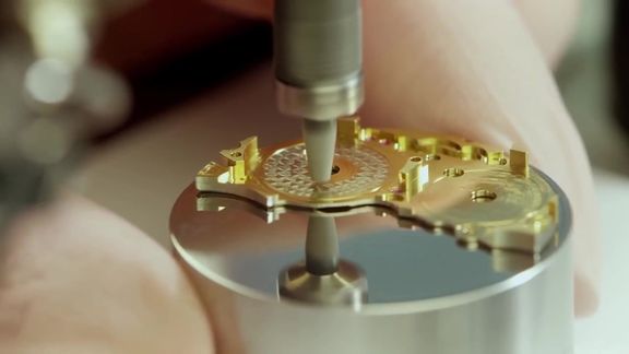 价值两百五十万美元的百达翡丽腕表是怎么制作的!