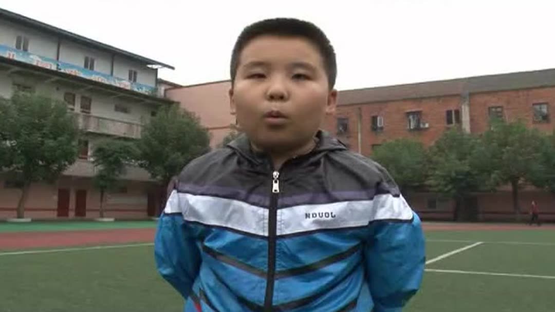 双手从头后向前抛实心球