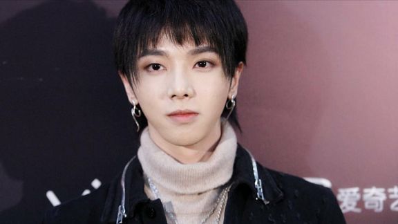 华晨宇撒娇合集,花花的小奶音萌翻了,“华晨宇那小子太可爱辣”!