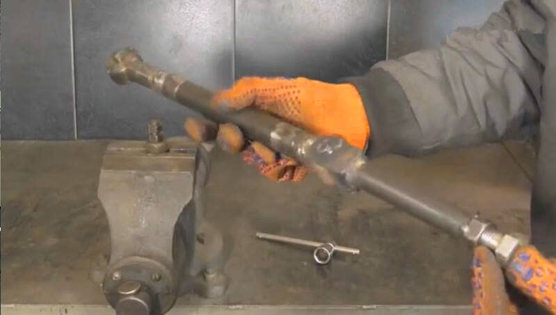 老外自制可调式扭力扳手,用起来真顺手,不服气都不行