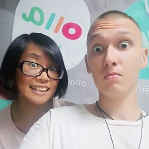 自学五门外语的鹰姐 