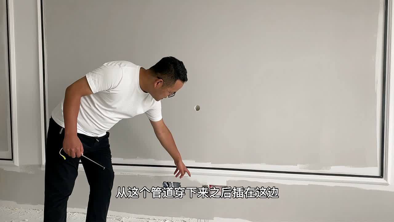 客厅装修怎样省钱又好看?现场分享电视墙与吊顶具体做法