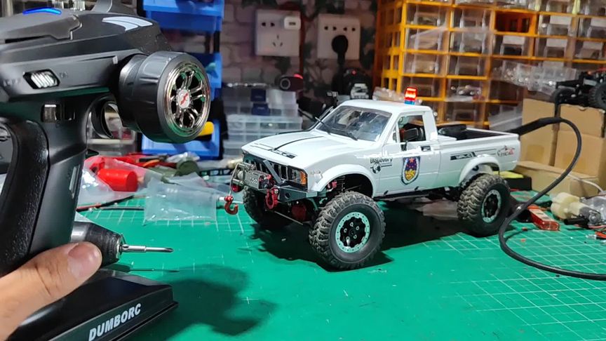 #硬派越野 #rc遥控模型车 #顽皮龙 顽皮龙C24-1
