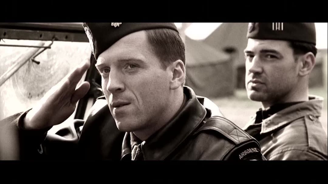 精选500个经典镜头再现二战---《启示录:战争安魂曲》