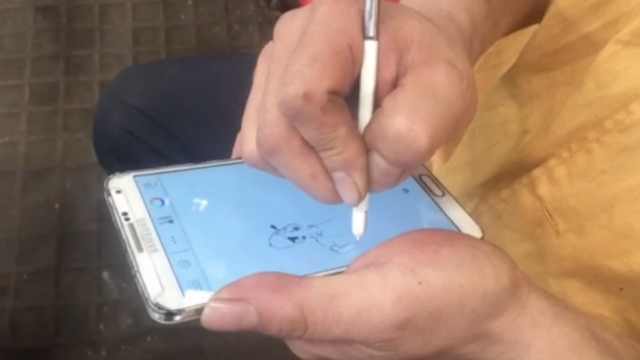 钳工11年绘上万漫画,警示安全生产