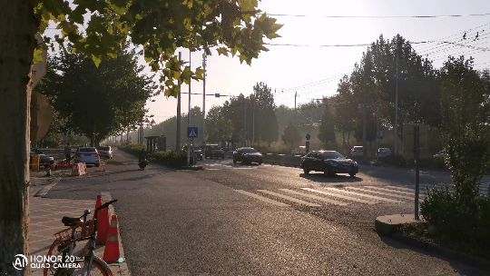 北京竟然有无轨电车,是我看错了吗?