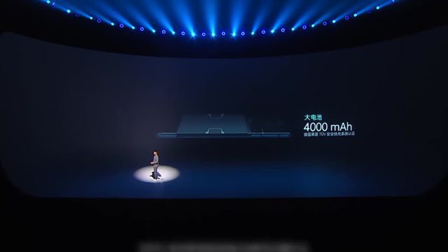 微信聊天一个半小时耗电5%?没电的Reo4这样操作还能再战