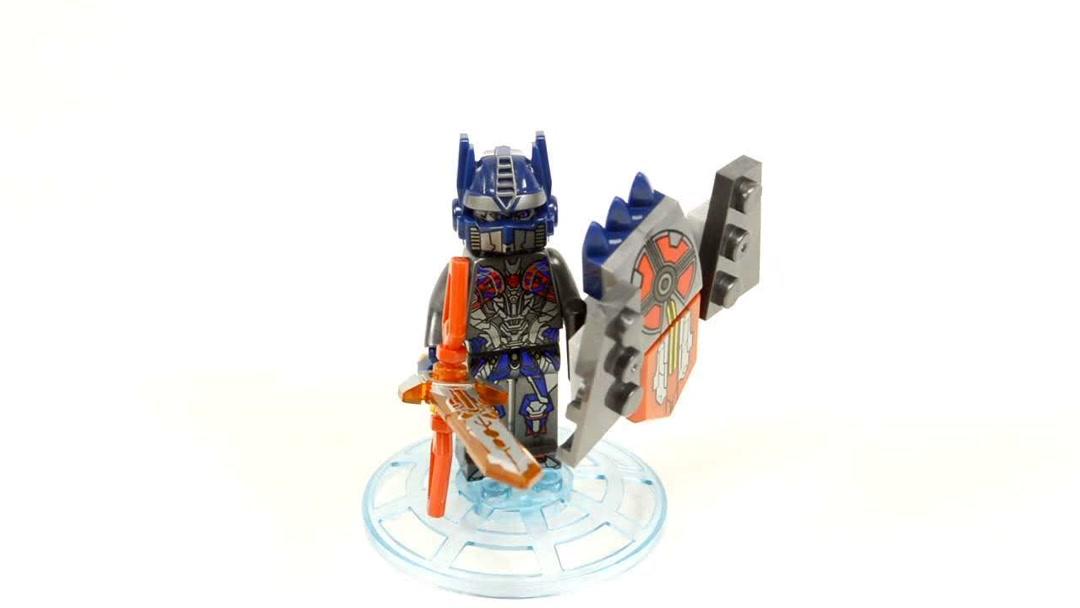 积木迷你变形金刚擎天柱