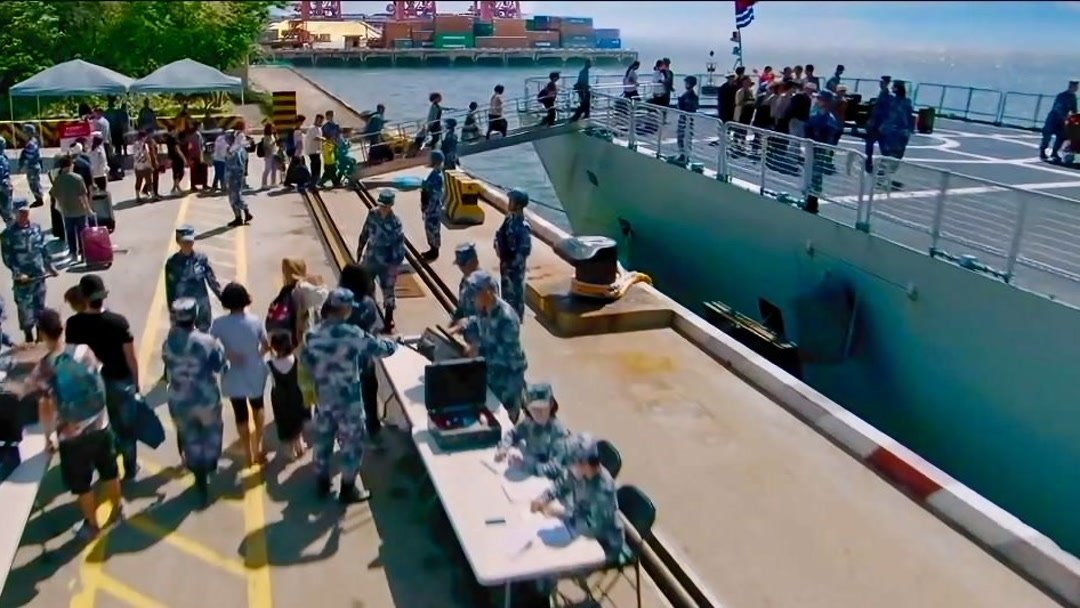 红海行动:看到祖国的战舰来接我们回家时,这就是我们强大的祖国