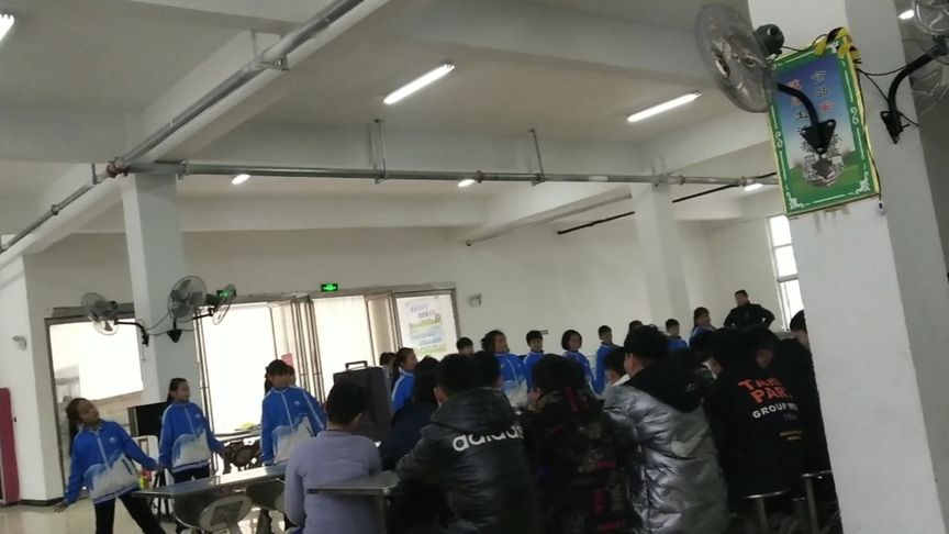 今天家长会,高水平校长讲话,你们那边校长水平怎样