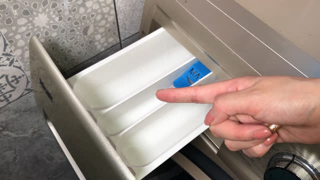 用了10多年洗衣机才知道,洗涤盒用法,难怪以前衣服洗不净