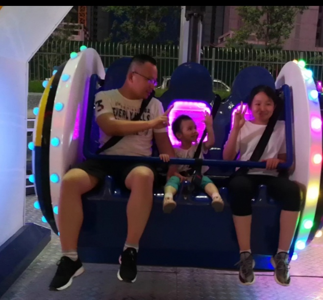 大宝二宝俩姐妹 