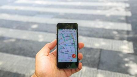 对象不接电话,只要打开手机这个功能,立刻知道对方具体位置!