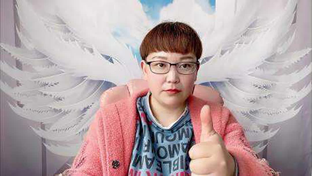 男朋友说我不是正经女人是个骗子,连最起码信任尊重都没有分手吧