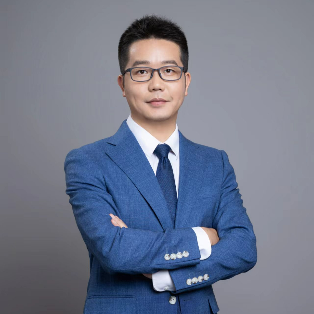 象叔谈海外 