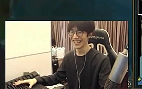 The shy:卧槽,卡咯卡咯,中文越来越字正腔圆!