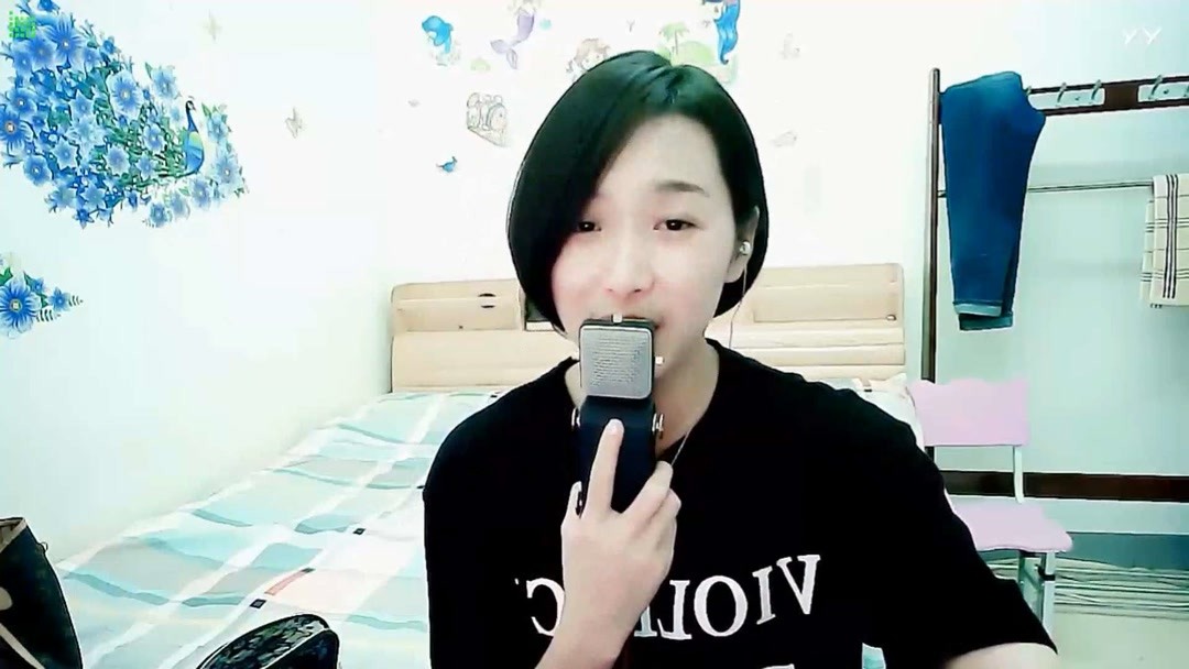 梁红演唱歌曲《过客》,你只是一个过客,从我的世界路过,好听