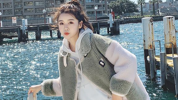 颗粒绒欧洲站,短款毛茸茸羊羔毛外套秋冬新款