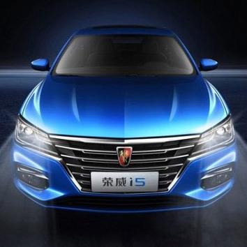 日前,荣威旗下全新紧凑型三厢轿车i5正式上市,新车搭载1.5L以及1.5T...