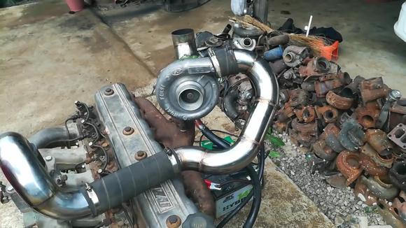 自制涡轮增压器,启动发动机声音真好听