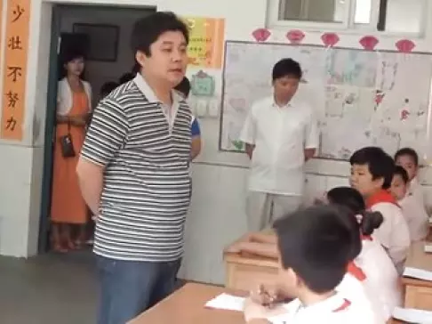 星火路小学六年级四班毕业班会留念(上)