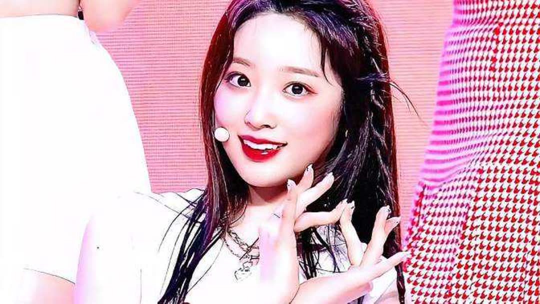 一出道销量就爆、音源成绩也不错!LIGHTSUM单曲一辑首日成绩汇总