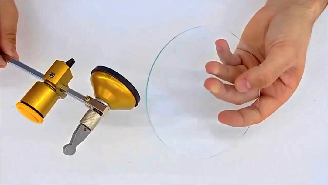 切割玻璃神器,切出你想要的形状!