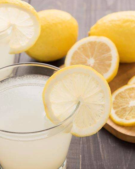 这才是柠檬水的正确泡法,原来这么多年我们都用错水了,难怪减肥美白...