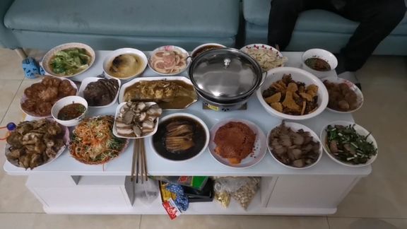 我家年夜饭开餐咯,祝大家2021年牛气冲天