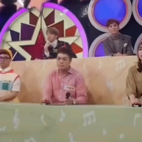 我们大陆的歌在台湾省有多火,看完你就知道。