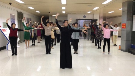 想福课堂-4月19日爸妈秀模特培训内容 (基础训练)