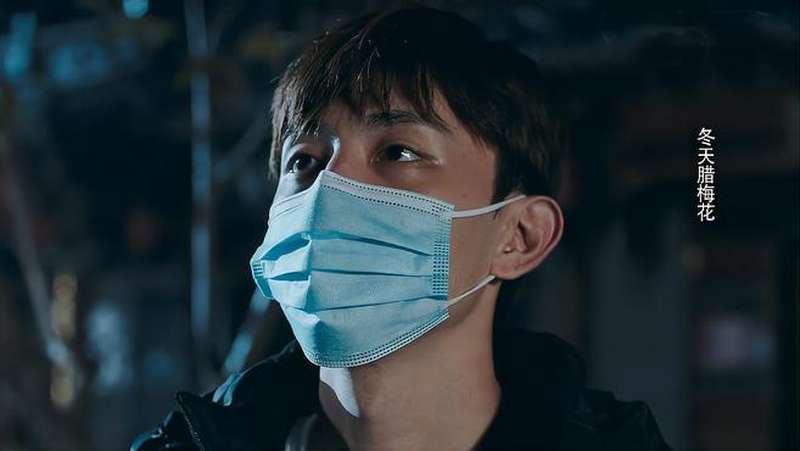 在一起:邓伦街头听到武汉民谣,结合疫情现状,瞬间泪目了!