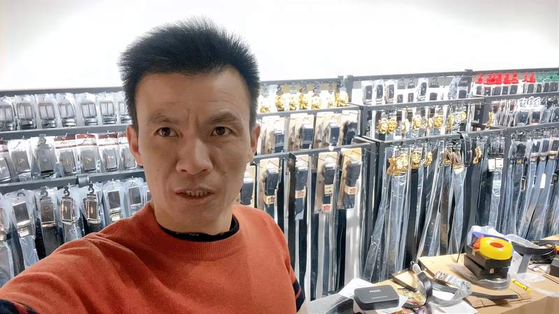 义乌“网红村”皮带,商超几十块的,这里只要这么多!贵吗