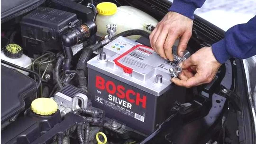 汽车电瓶选哪个牌子最好?老司机亲身经验,选这个好用不贵还安全