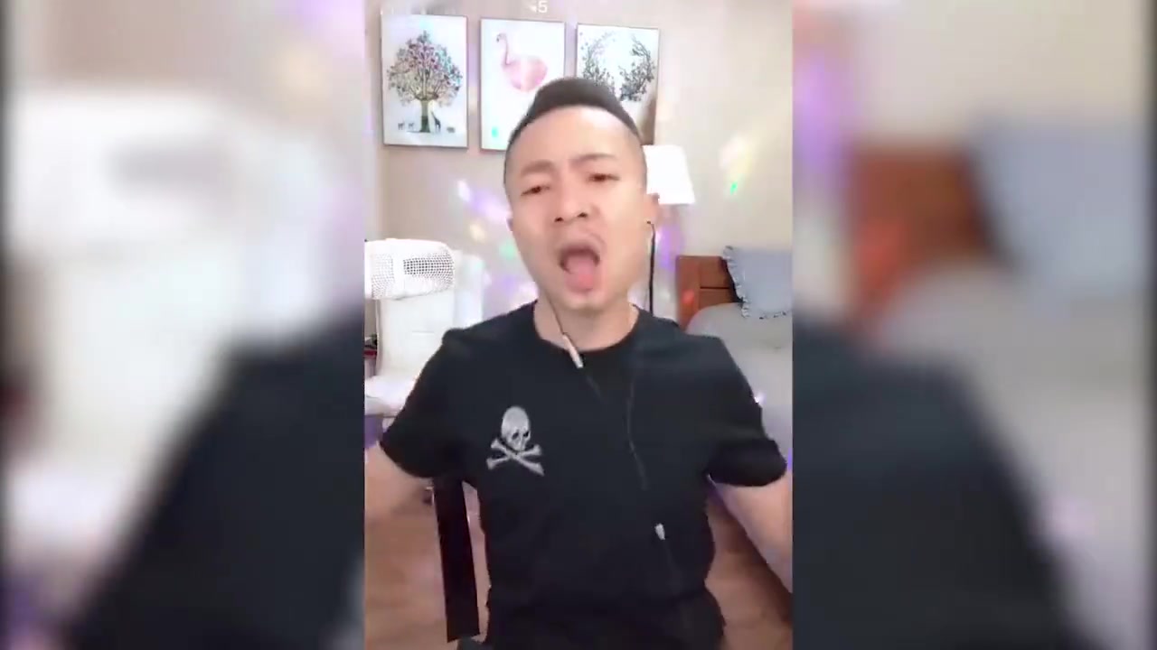 搞笑视频:史上最逗比搞笑的学生运动会失误锦集。